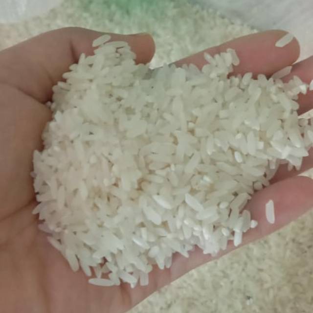 Jual beras c4 naga dan lele kemasan 5kg | Shopee Indonesia
