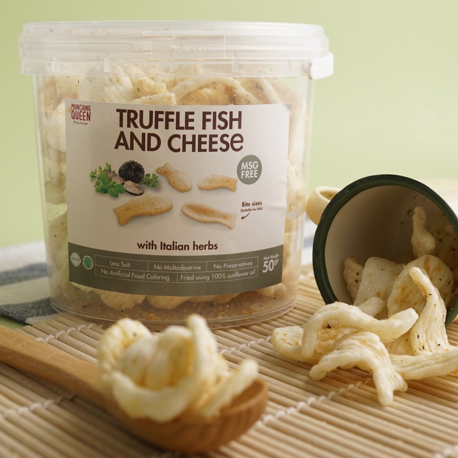 Jual Munching Queen - Truffle Fish and Cheese with Italian Herbs Snack ...
