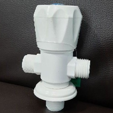 Jual Stop Kran Closet 2 Cabang Double / Kran Tee Shower PVC Soligen ...