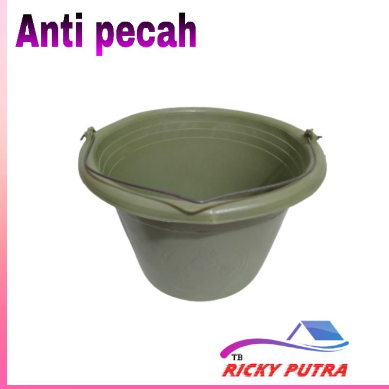 Jual Ember Air / Plastik / Ember Cor Merk Kelinci Anti pecah ...