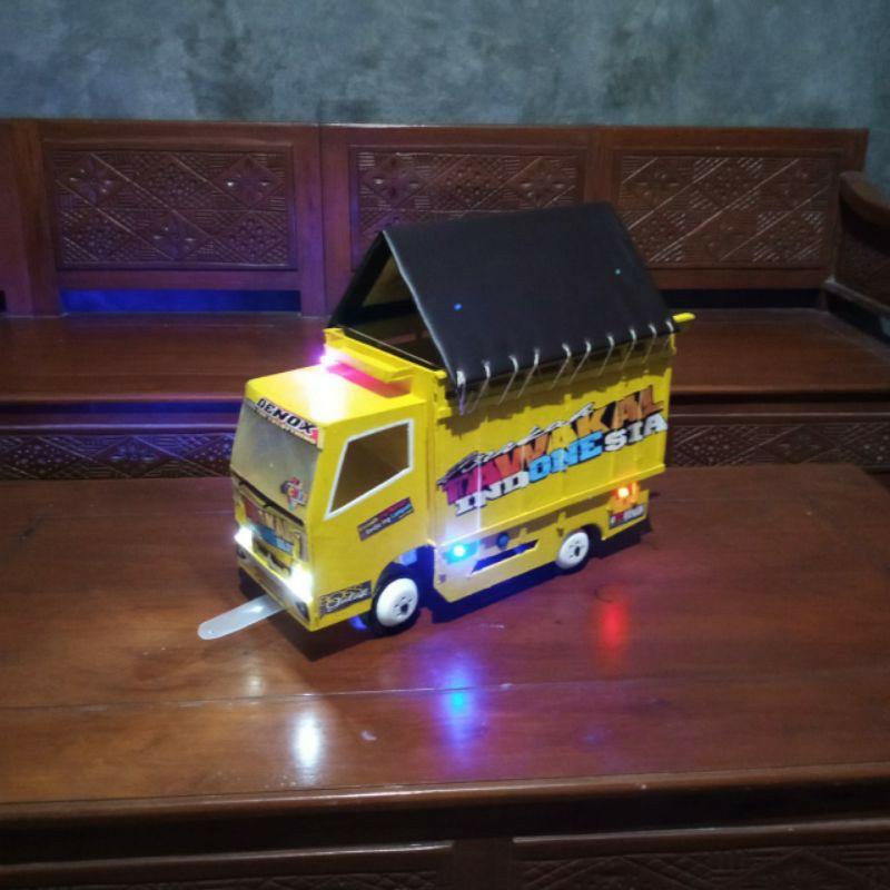 Jual Truk oleng / miniatur truk oleng / miniatur truk kayu / truk oleng ...