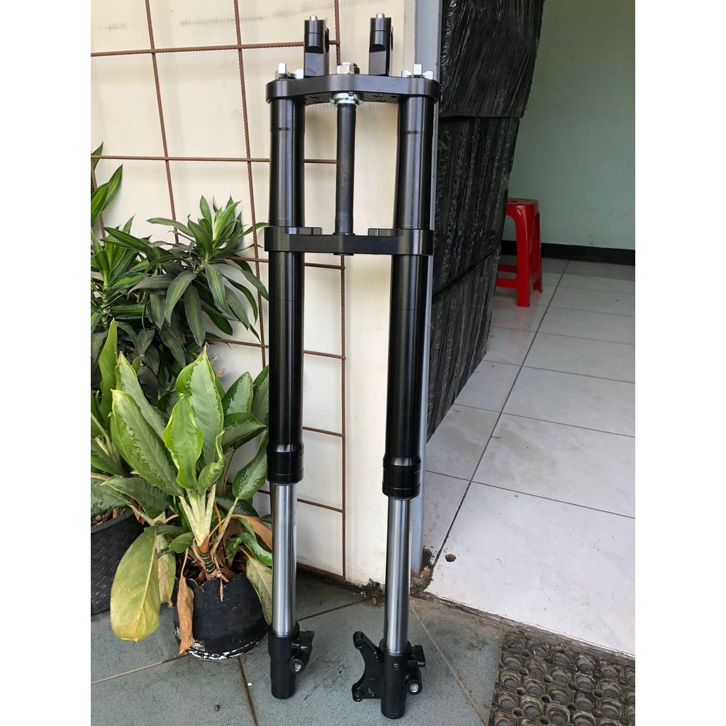 Jual USD UPSIDEDOWN SHOCK UP SIDE DOWN EXPEDITION BLACK | Shopee Indonesia