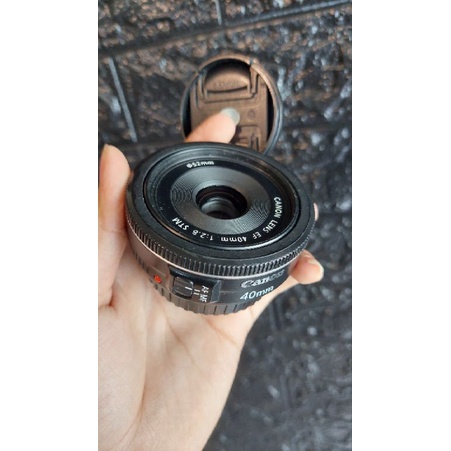 Jual lensa fix canon 40mm f2.8 stm fullframe saudara 35mm 50mm | Shopee ...