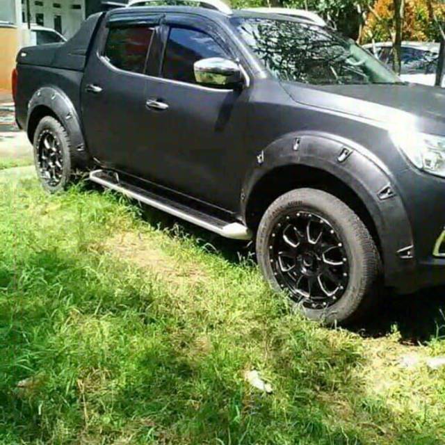 Jual Over Fender Spakbor Nissan Navara NP 300 Model Baut L | Shopee ...
