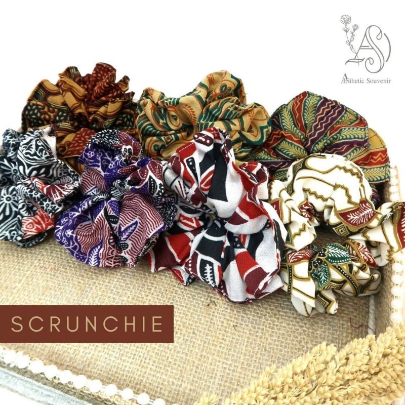 Jual Ikat Rambut Scrunchie Batik / Scrunchie Aesthetic Souvenir ...