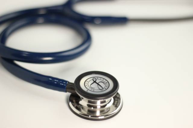 Jual 3M Littmann Stethoscope Classic III Navy Blue Mirror - 5863 ...