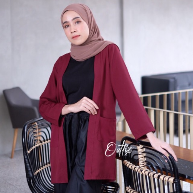 Jual Basic Outer Maroon (3) | Shopee Indonesia