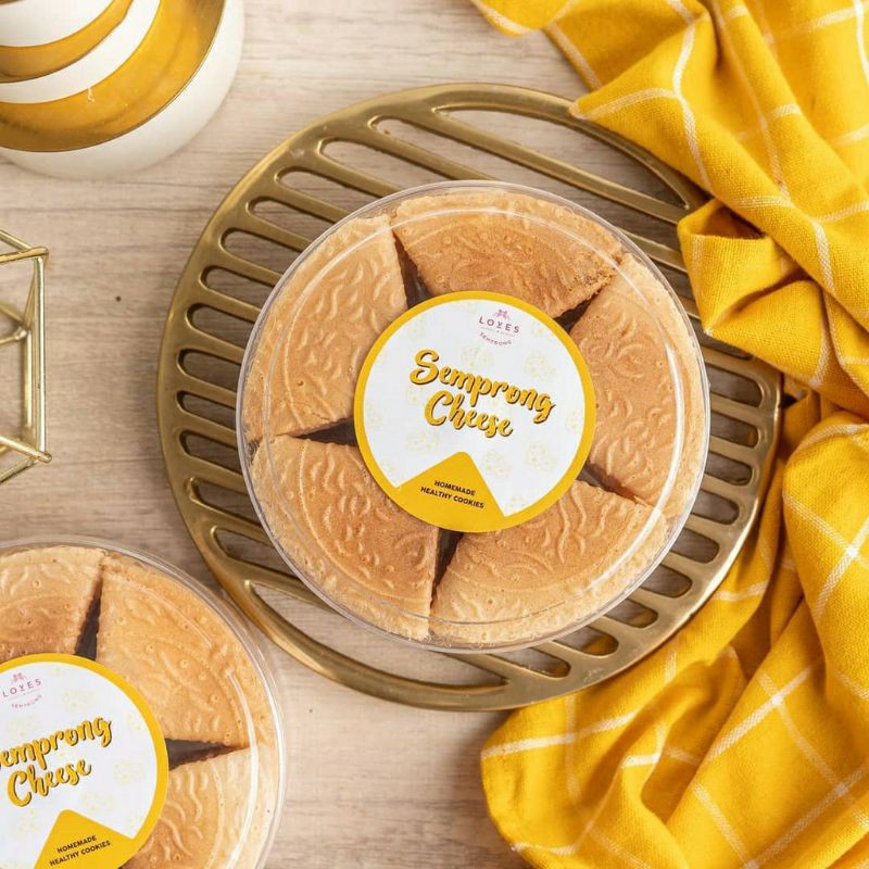 Jual Snack Kekinian Semprong Isi Keju / Loves Semprong Cheese Filling ...