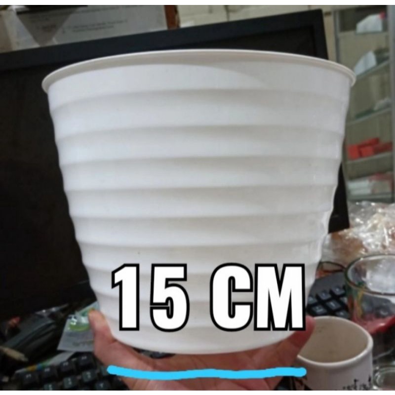 Jual pot putih yoyo star 30, pot bunga putih 30, tebel bagus, murah ...