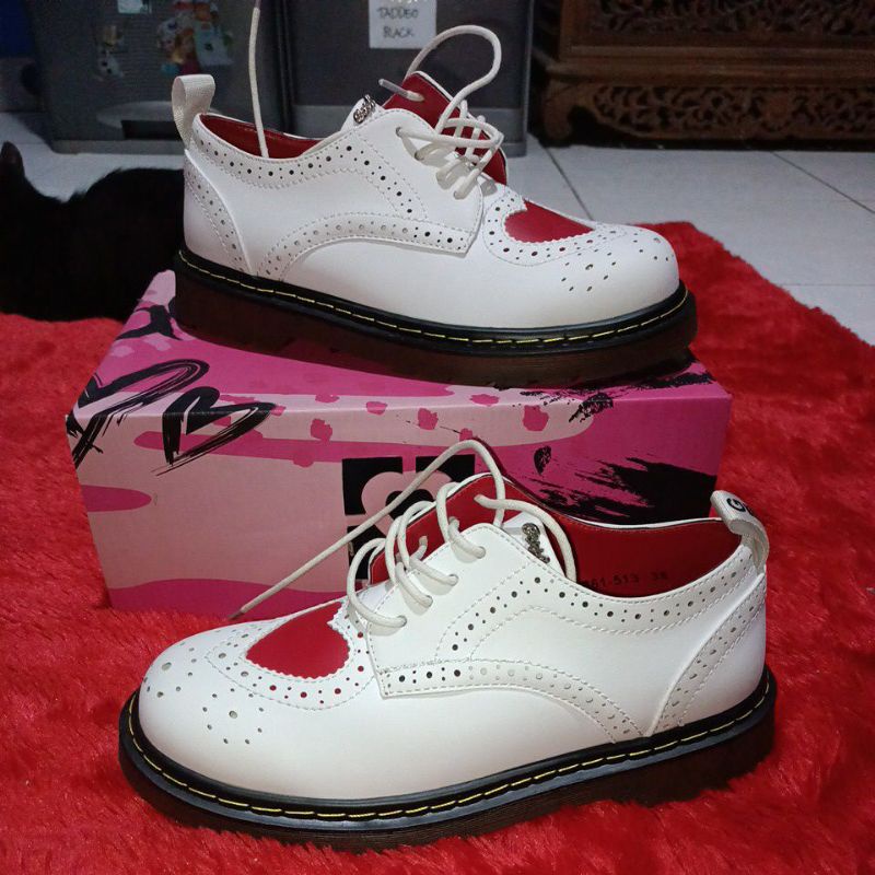Jual READY SEPATU GOSH ART 513 WHITE | Shopee Indonesia