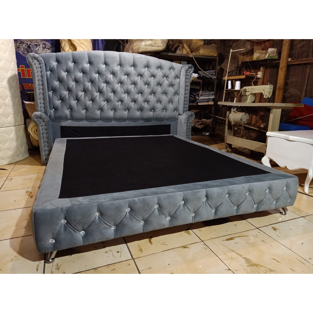 Jual DIVAN GLAMOUR Kancing Jaguar Kamar Tidur Ukuran 160 dan 180 Besar ...