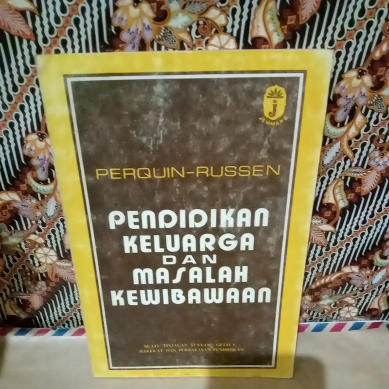 Jual PENDIDIKAN KELUARGA DAN MASALAH KEWIBAWAAN | Shopee Indonesia