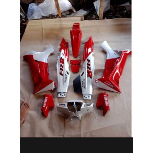 Jual cover bodi Fizr Full set Bodi Halus Fiz R malboro Merah putih ...