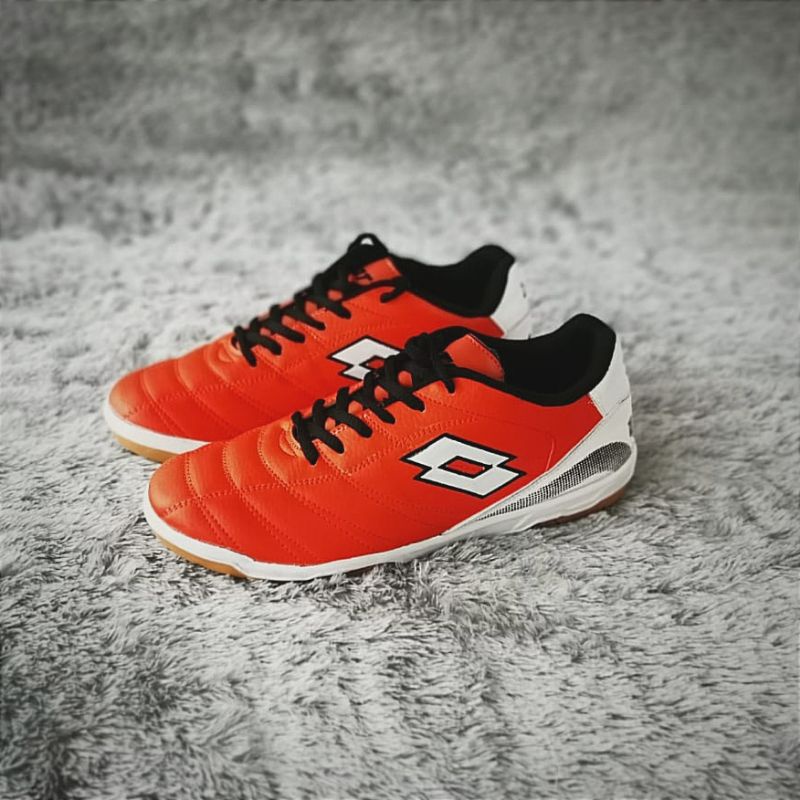 Jual sepatu futsal lotto premium sol sudah di jahit muter | Shopee ...