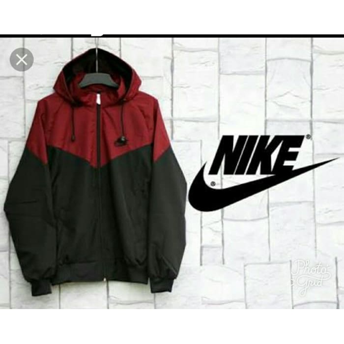 Jual JAKET NIKE WINDRUNNER PARASUT MAROON HITAM | Shopee Indonesia