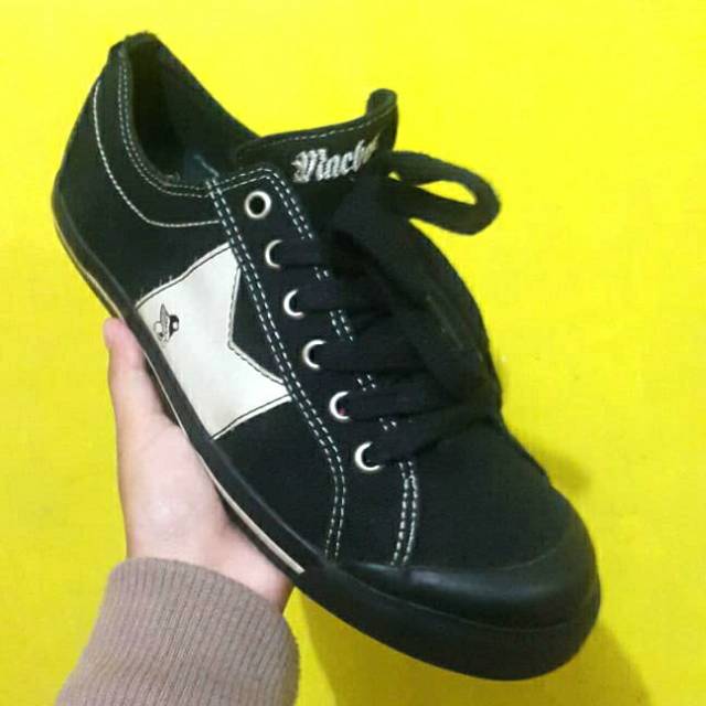Jual Macbeth Eliot classic bc elclass | Shopee Indonesia
