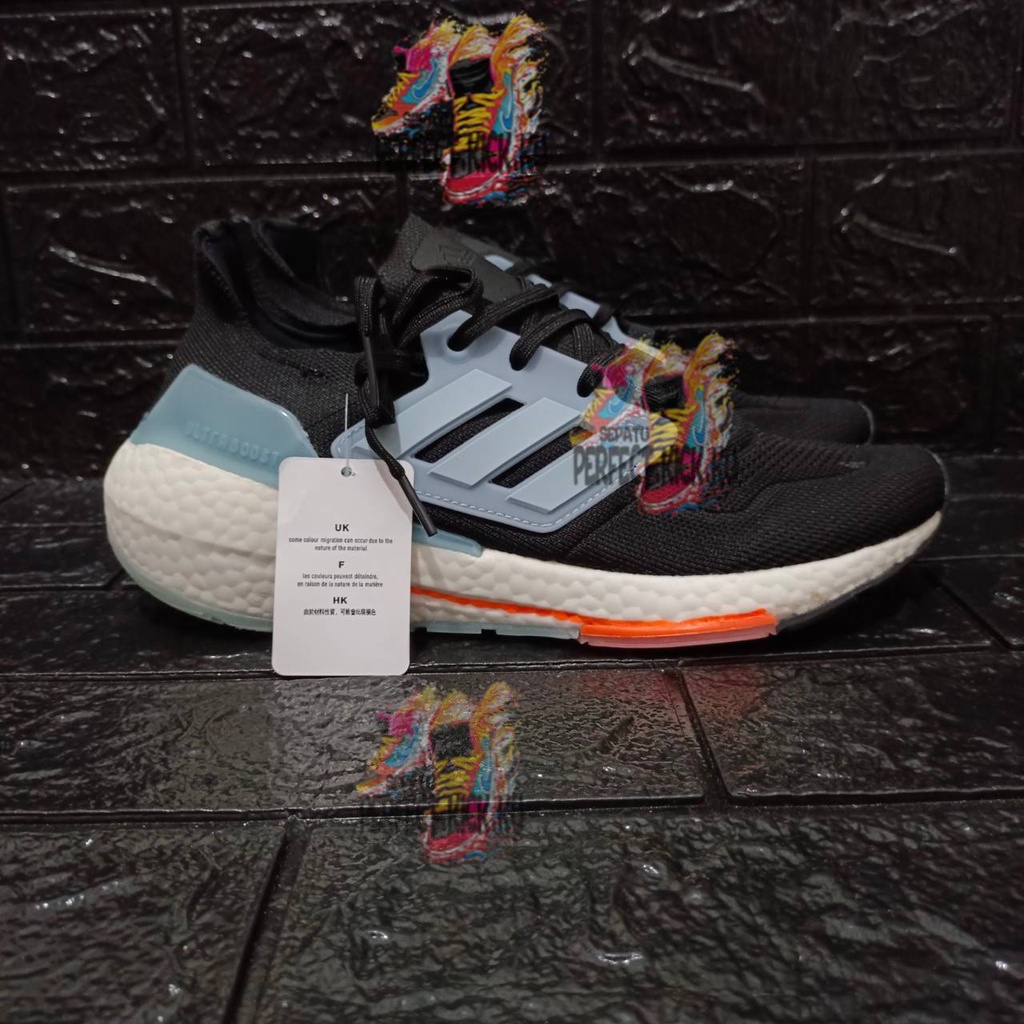 Jual SEPATU ULTRA BOOST 22 CORE BLACK MAGIC GREY PREMIUM ORIGINAL ...