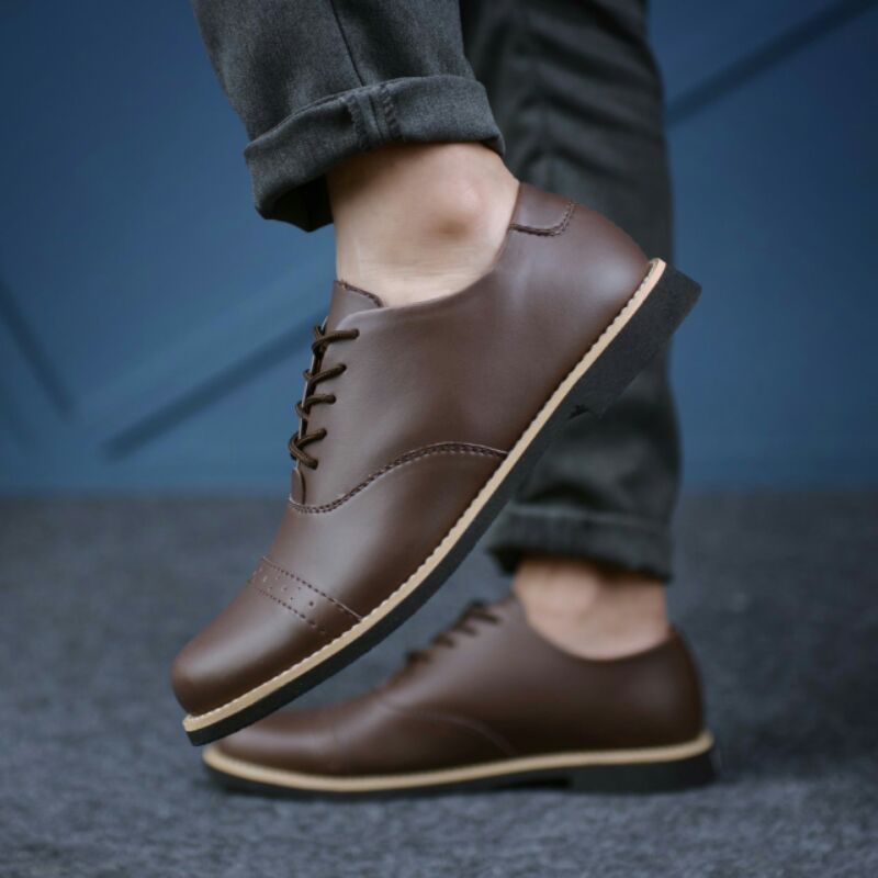 Jual Sepatu Formal Pantofel Pria Hitam Brown Kulit PU Kantor Kuliah Pesta Kondangan Gereja Kerja ...