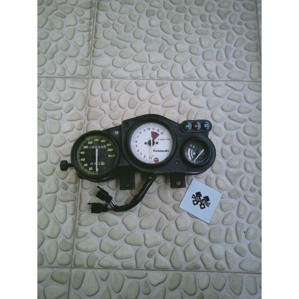 Jual SPEEDOMETER SPIDOMETER KILOMETER KAWASAKI NINJA 150 RR OLD LAMA ...