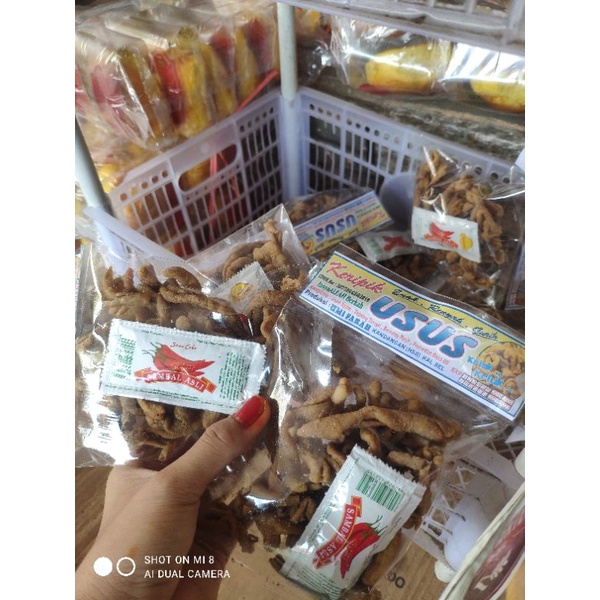 Jual keripik Usus Renyah + maknyus | Shopee Indonesia