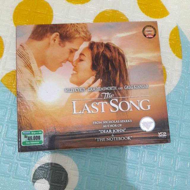 Jual Preloved 6 VCD Film Movie The Last Song, Jonas Brothers, High School Musical, Wild Child ...