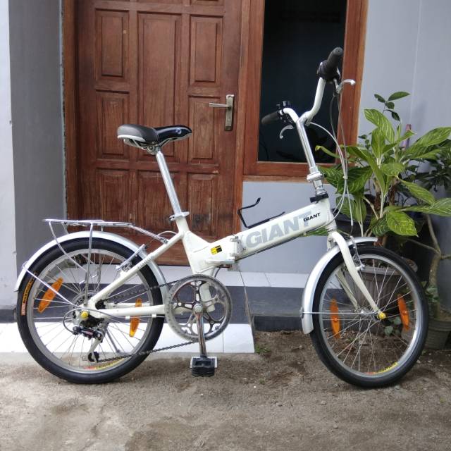 Jual Sepeda Lipat Giant | Shopee Indonesia