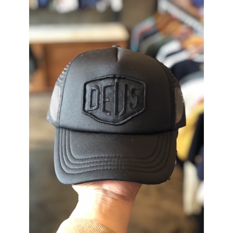 Jual Topi Deus EX machina original | Shopee Indonesia