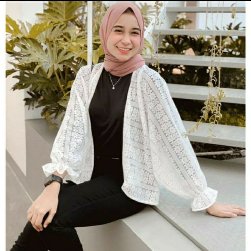 Jual Cardigan Lace Outer Brokat Pendek Putih Modis Lengan Balon Fashion ...