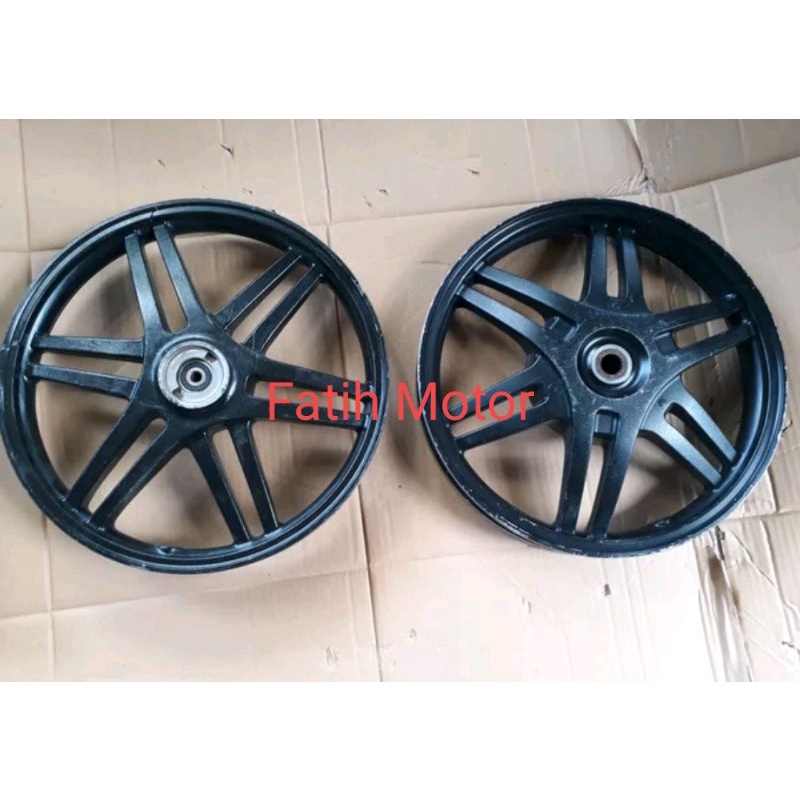 Jual Velg Velek racing Spin Old as roda gigi 18 Original(bekas ...