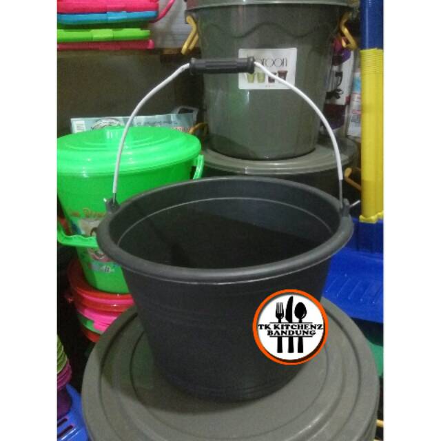 Jual Ember Hitam Anti Pecah BD | Shopee Indonesia