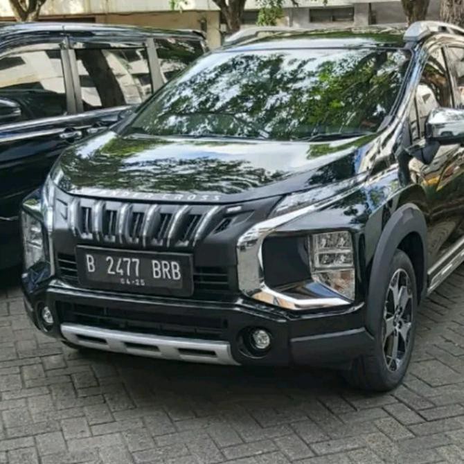 Jual Grill xpander cross 2020 prado hitam glossy | Shopee Indonesia