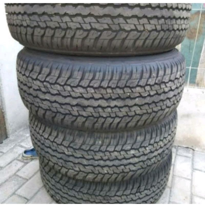 Jual Ban Mobil Second Merek Bridgestone Dueler Ukuran 265 60 R18 Ban Copotan Tubles | Shopee ...