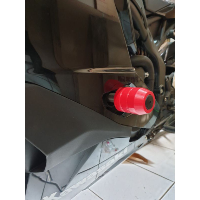 Jual frame slider zx25r frame slider kawasaki ninja zx25r pelindung ...