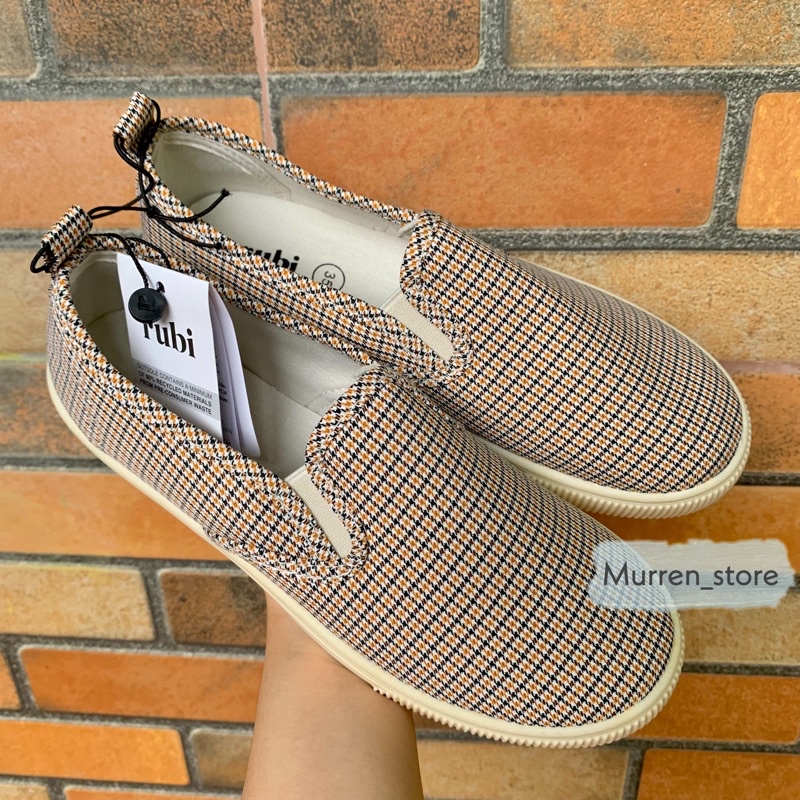 Jual SEPATU RUBI - CARA SLIPON (READY STOCK) | Shopee Indonesia