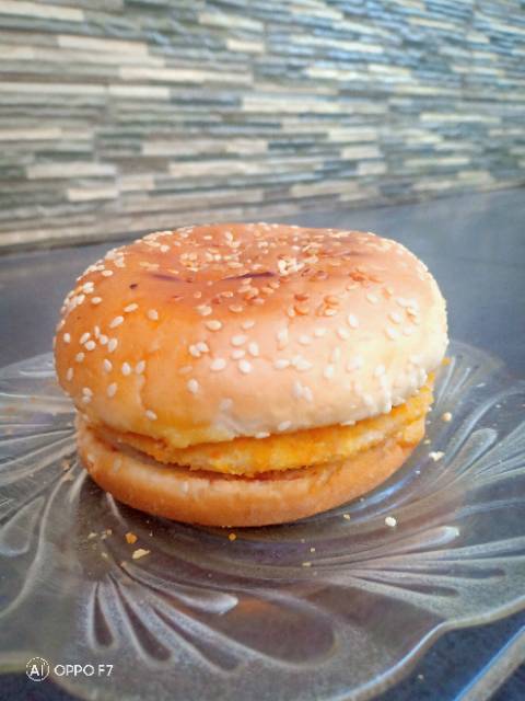 Jual Burger Jumbo isi 6 atau Burger Mini isi 20 Frozen Food Cemilan ...