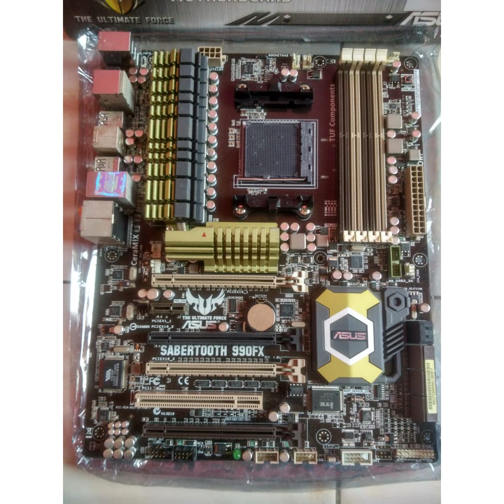 Jual ASUS Sabertooth 990FX mainboard AMD AM3+ support sampai prosesor ...