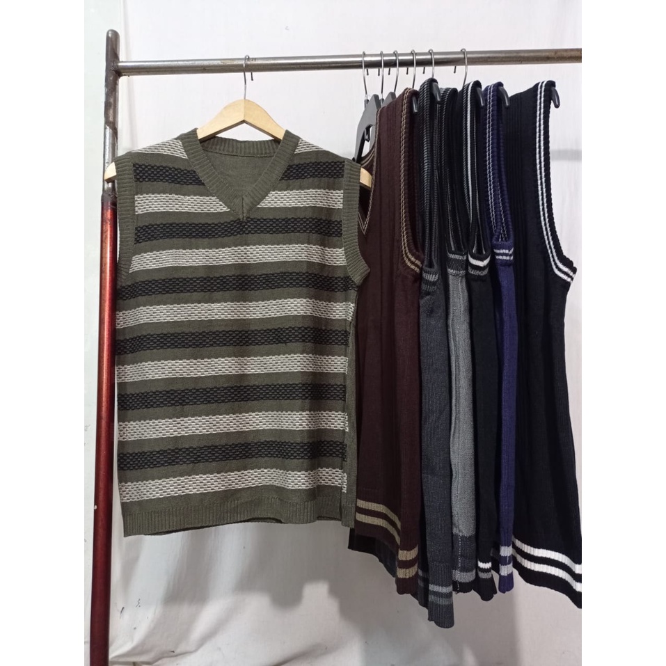 Jual Rompi rajut pria // Motif garis | Shopee Indonesia