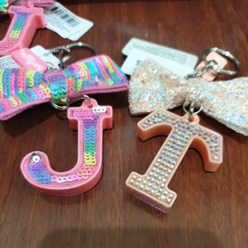 Jual SMIGGLE ALPHABET BOW KEYRING | Shopee Indonesia