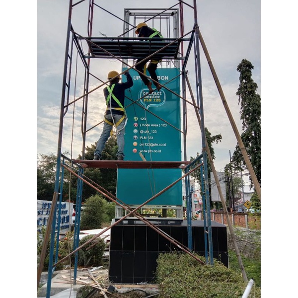 Jual Totem PLN Mobile Depok pylon sign pln huruf timbul pln logo timbul ...