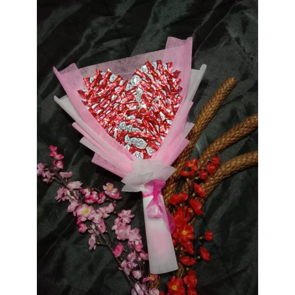 Jual BUCKET PERMEN KISS BENTUK LOVE (wajib beli dus dan bubble extra ...