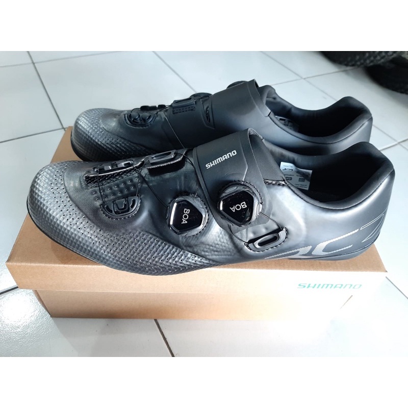 Jual SHOES / SEPATU CLEAT ROADBIKE SHIMANO RC7 / RC702 / RC-702 WIDE ...