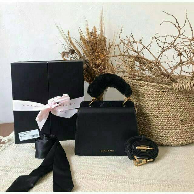 Jual TAS CHARLES AND KEITH GIFT SET BOX | Shopee Indonesia