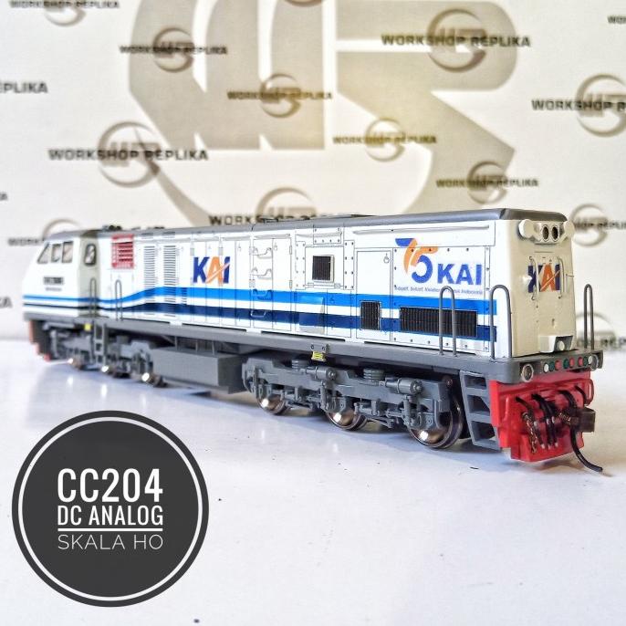 Jual DISKON MINIATUR LOKOMOTIF CC204 BERMESIN DC ANALOG COD | Shopee ...