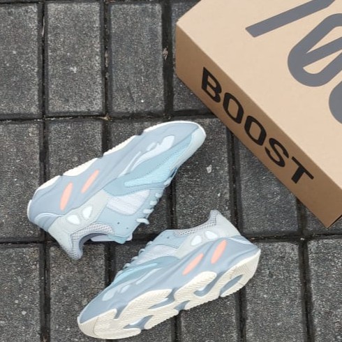 Jual SEPATU ADIDAS YEZZY 700 INERTIA | Shopee Indonesia