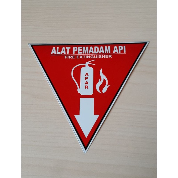 Jual Stiker Segitiga Petunjuk APAR | Shopee Indonesia