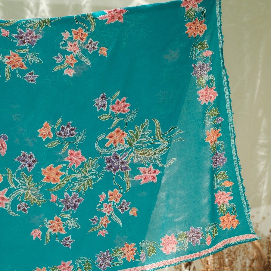Jual Kain Sarung Batik Encim Pekalongan Meradelima Paris 02 | Shopee ...