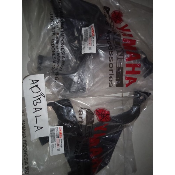 Jual Panel console kanan yamaha R15 V2 original 2PK-F837M-00 kanan kiri ...