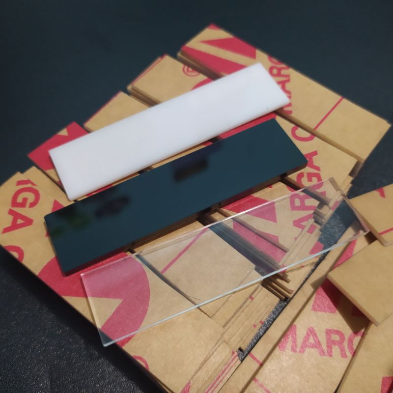 Jual [TERMURAH] Bahan Name Tag Akrilik 2mm / 2 x 8 cm / Presisi Rapi di ...