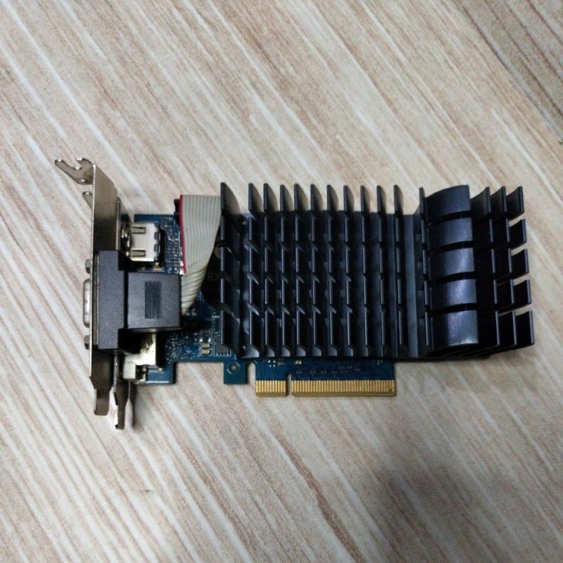 Jual Vga card 2gb 64bit ddr3 untuk pc second normal bergaransi | Shopee ...