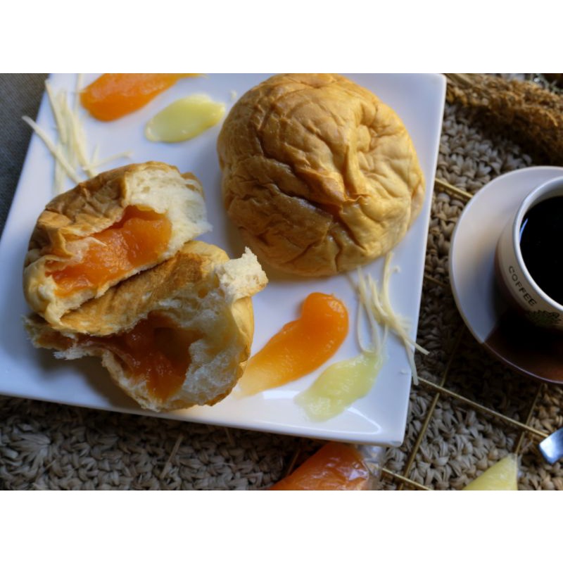 Jual Roti Srikaya Roti Panggang Aoka Viral Lembut Keju Gulung Bakar ...